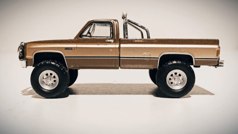 Chevy GMC K-2500 Fall Guy Truck - HW-PARA.DE